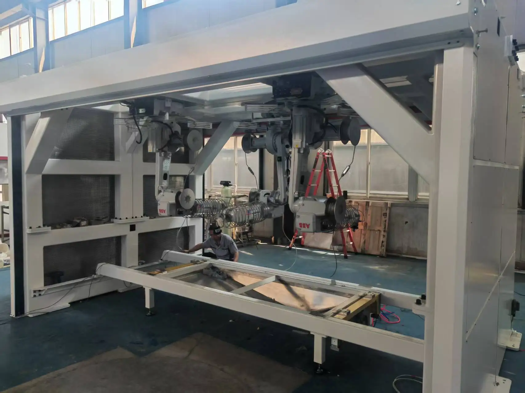 BBET Fully Enclosed overhead Robot Waterjet Cutting Cell with CNC ...
