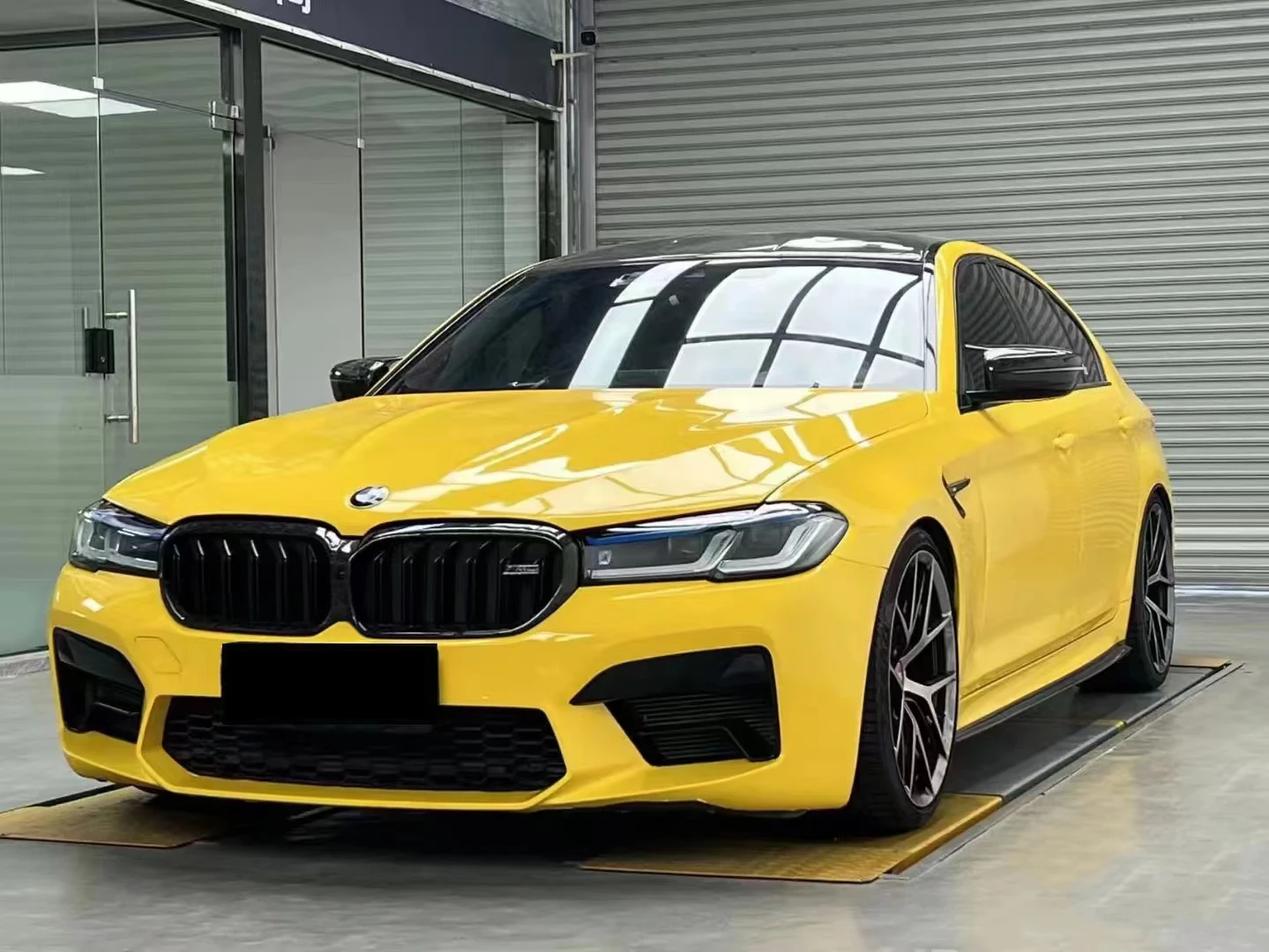 2012-2017 BMW 5 Series F10 Upgrade Kit to G30 Style