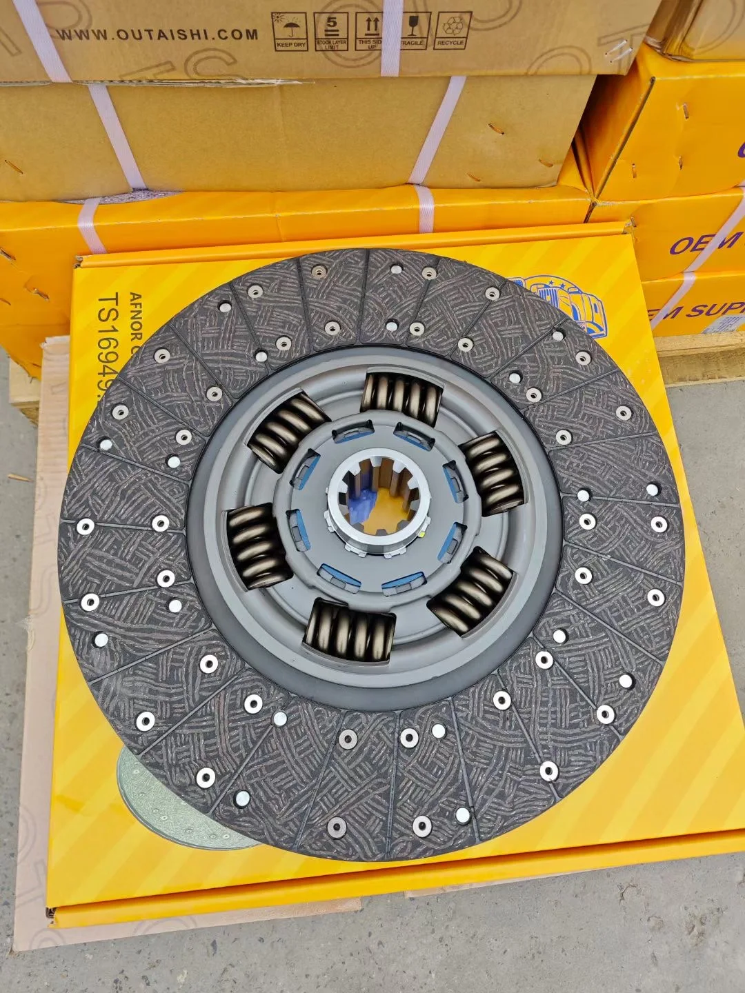 Truck Spare Parts 430mm Original Sinotruk Howo Clutch Driven Disk ...