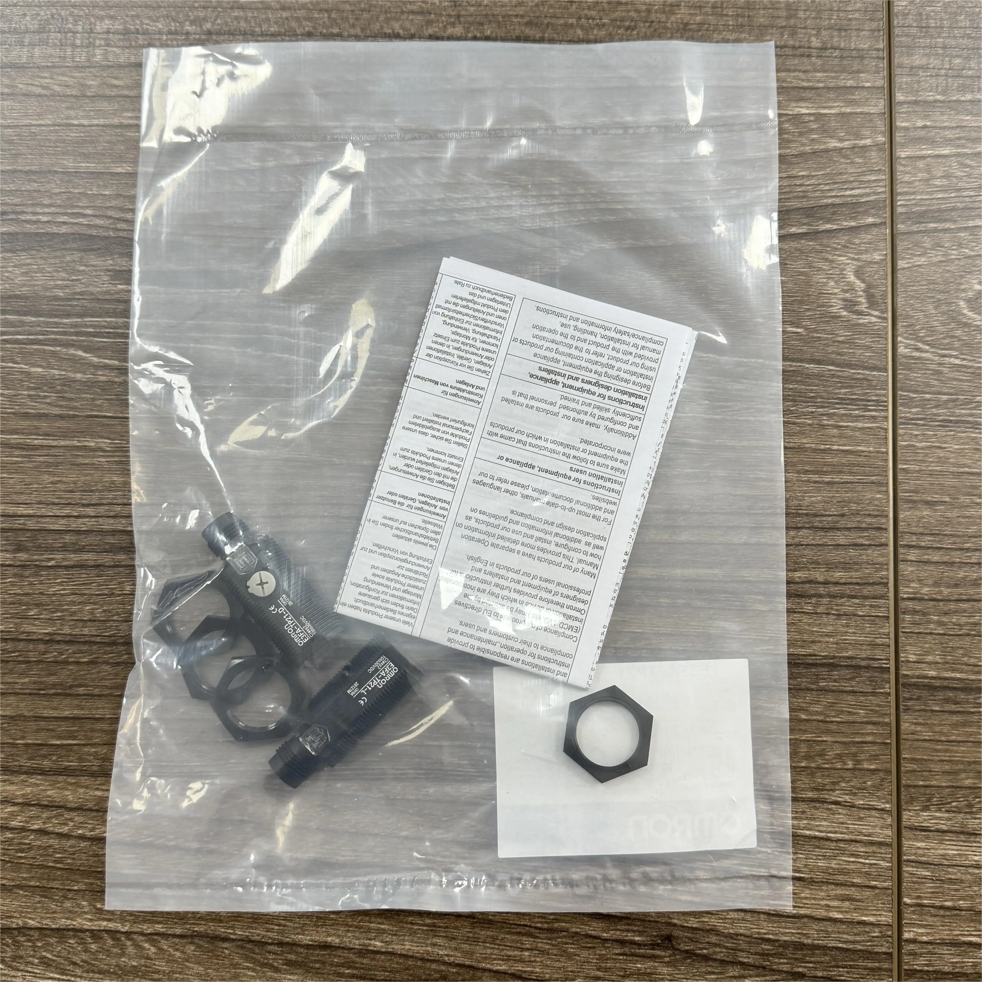 Cnc Omr Original Photo Electric Switch E3fa-tp21 - Buy Original Photo Electric Switch E3fa-tp21 ...