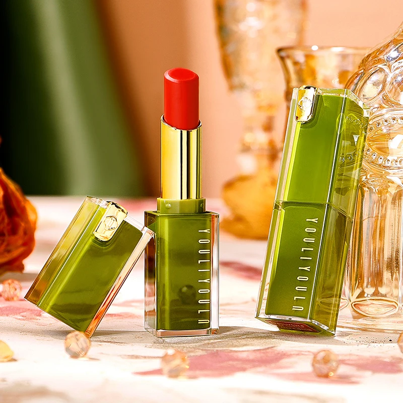 Green Silk Mist Lipstick - Waterproof & Moisturizing