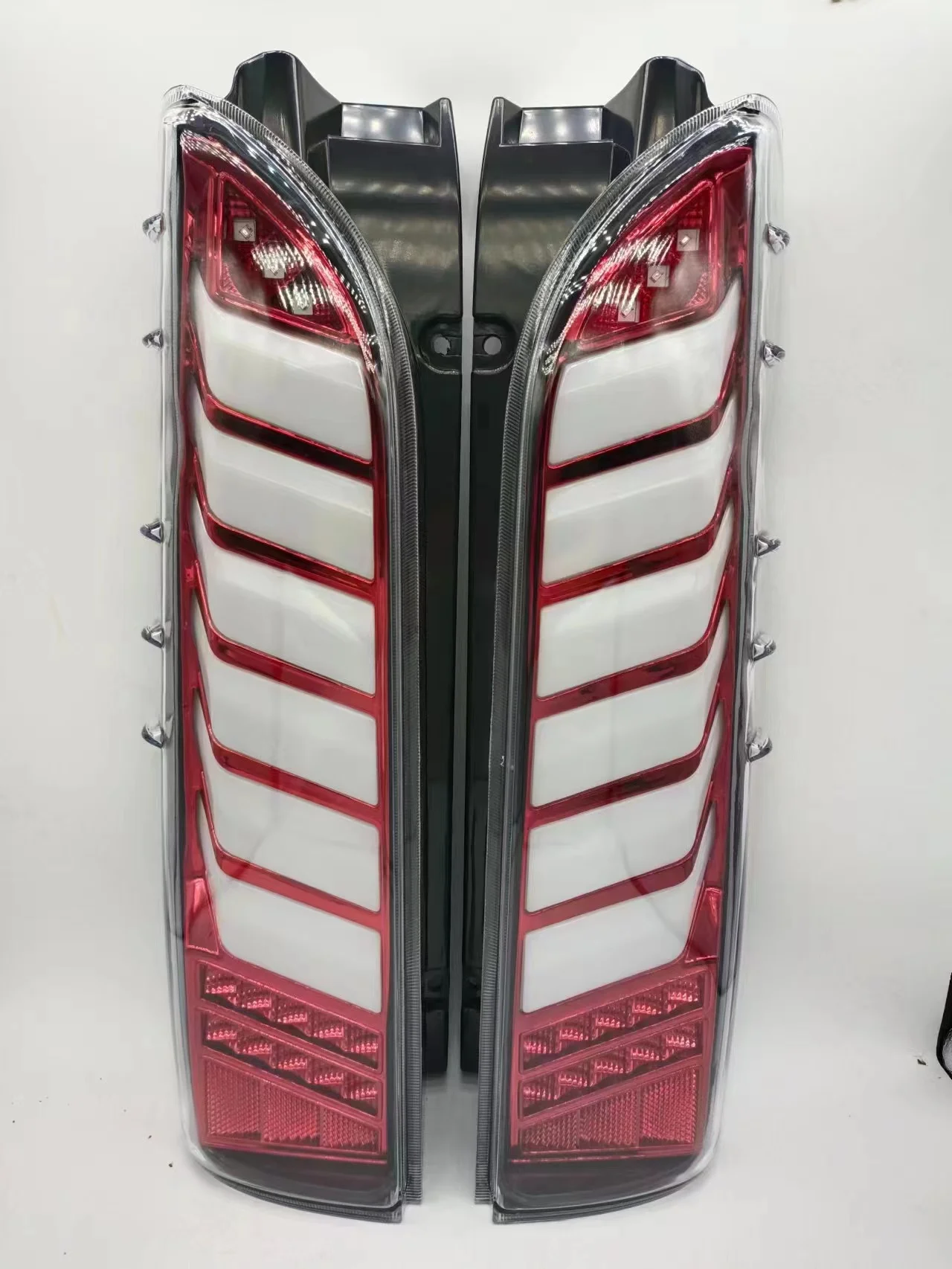 Hiace Taillights Taillamp Rear Lights Rear Lamp Body Kit 2005-2018 Led ...