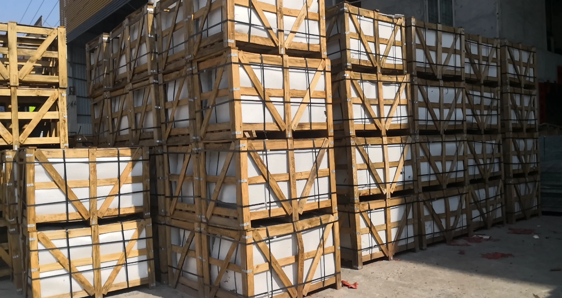 Artificial Stone Factory Calacatta White Quartz Tiles Artificial Quartz ...