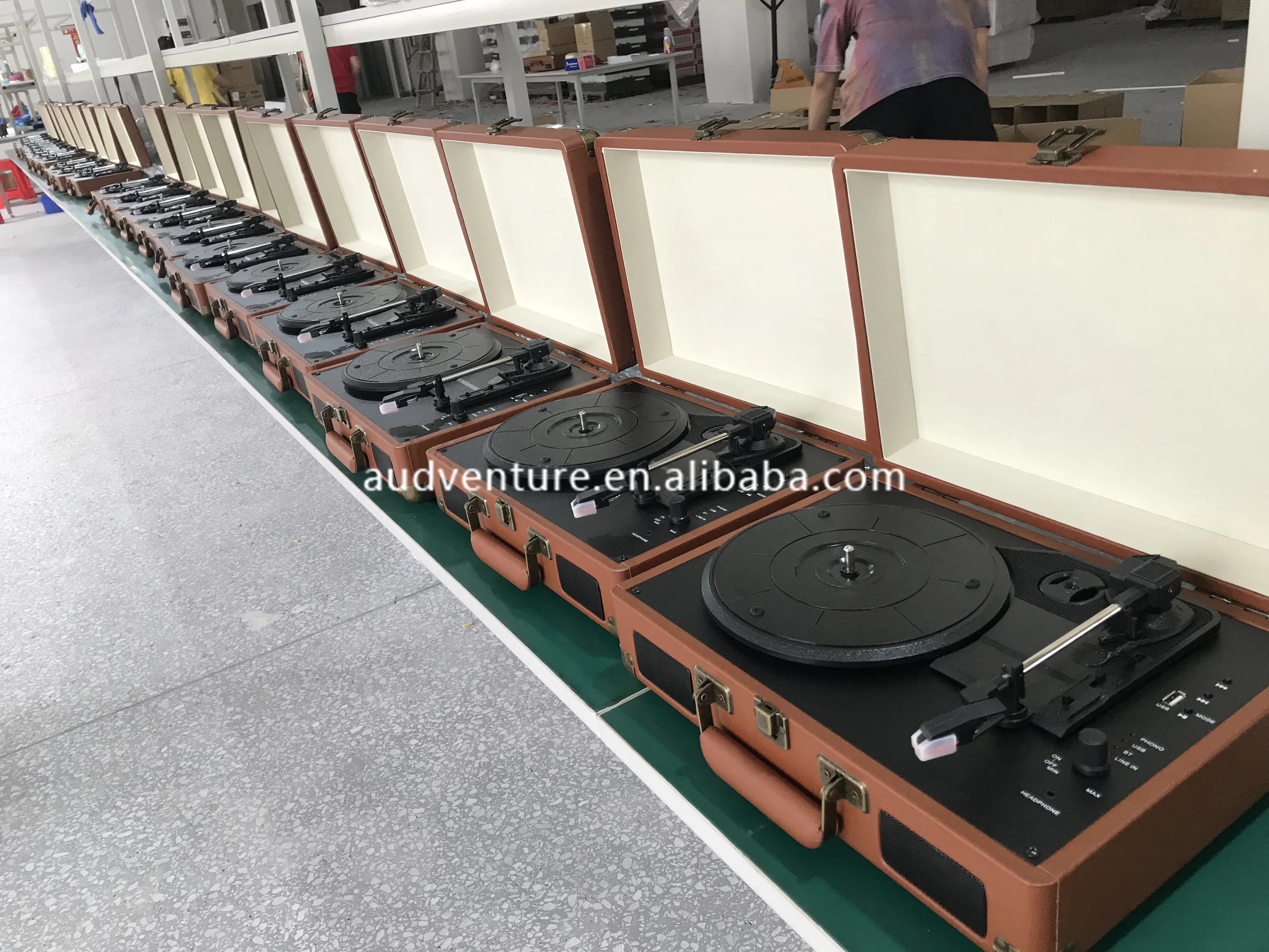 Modern Home Audio Vintage Record Player Multi-functional With Dust ...