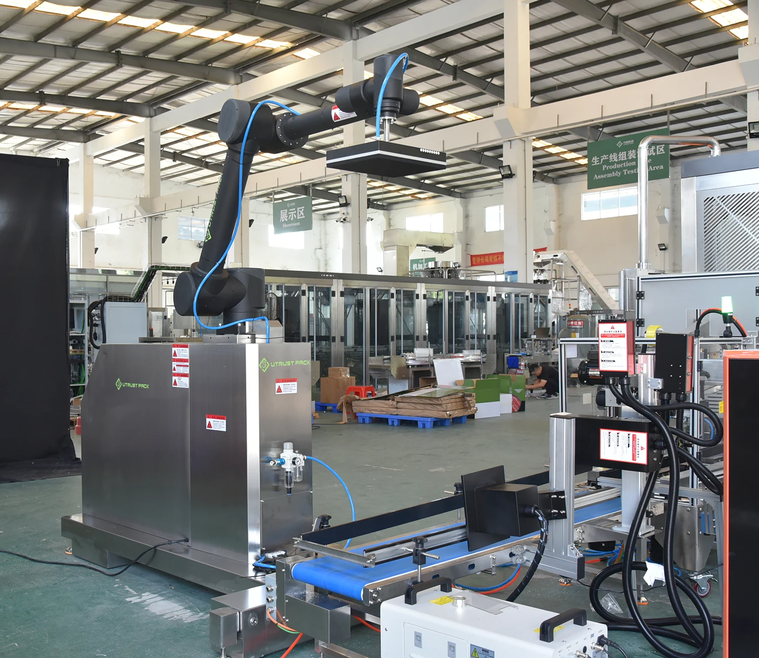Industrial Cobot Palletizing - Efficient & Reliable