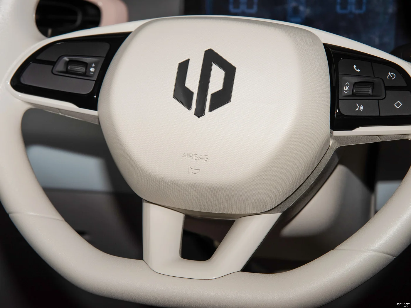 2023 2024 Leap Motor T03 Disc Electric Tire Pressure New Energy Vehicle ...