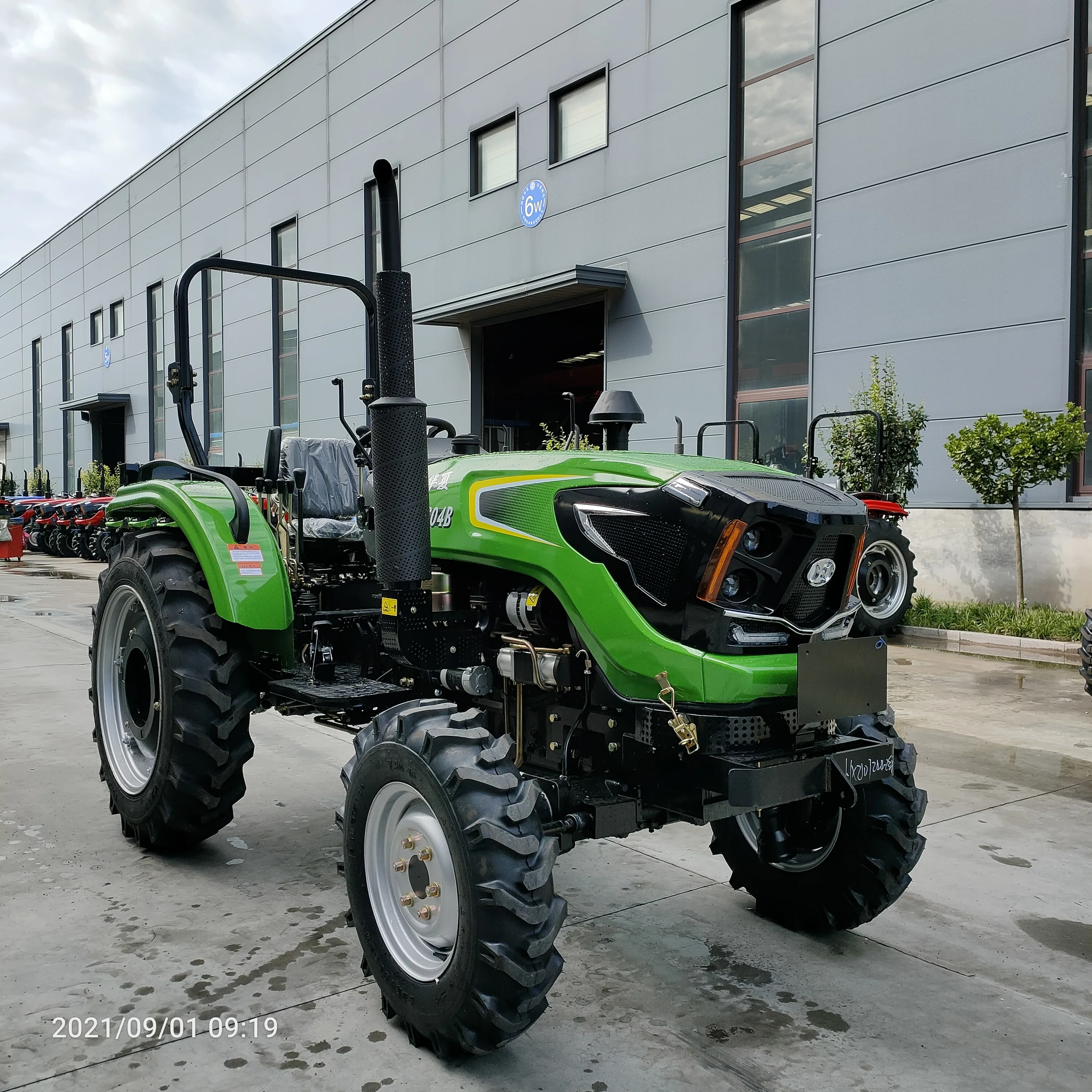 4x4 60hp Diesel Engine Farm Tractors for Agriculture