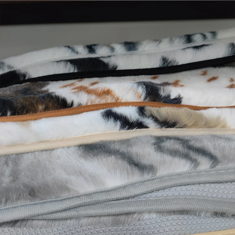 Luxury Rabbit Print Fur Mats - Non-Slip & Fluffy Rugs