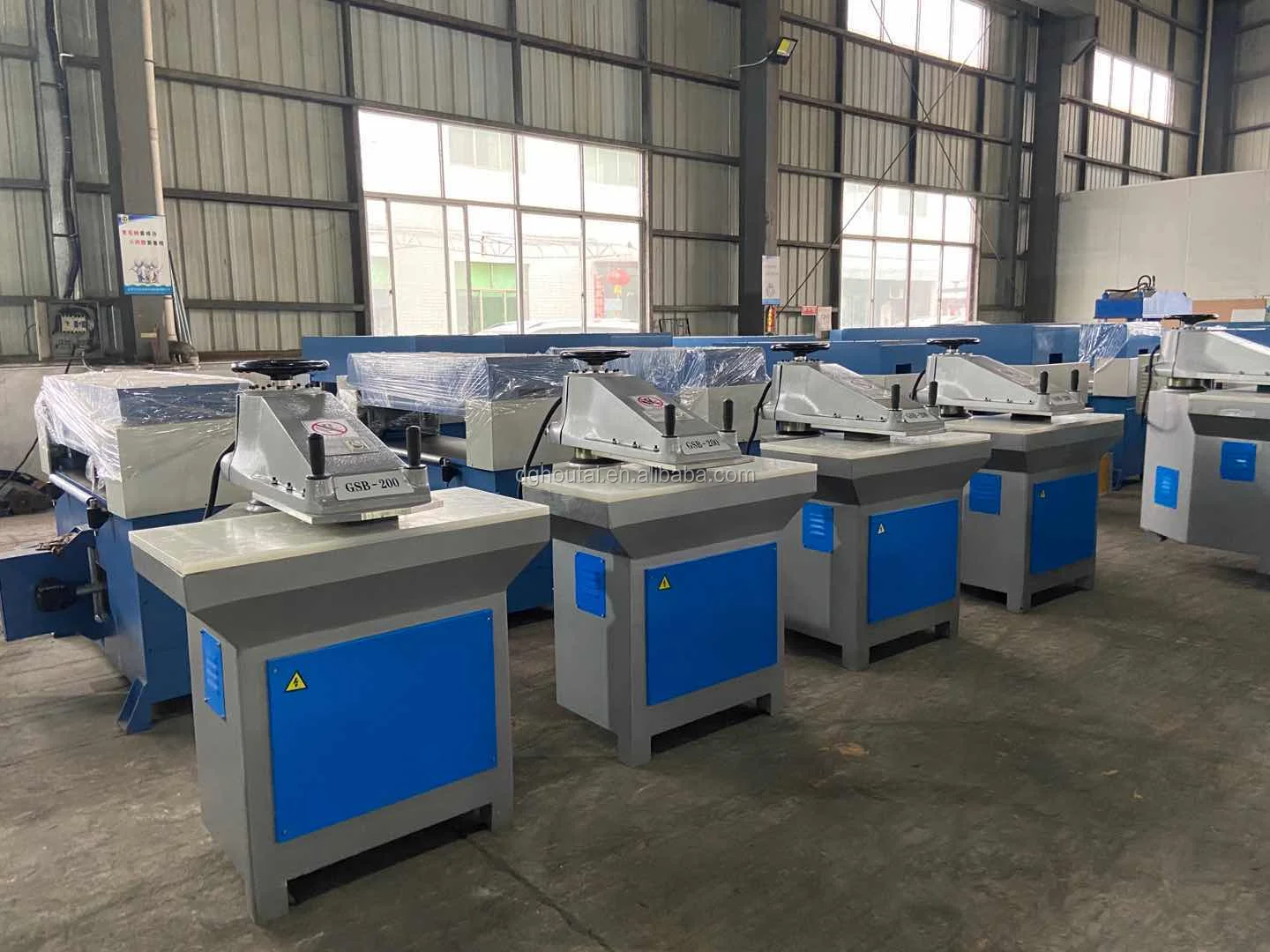 20tons Swing Arm Clicker Press Shoes Die Cutting Machine