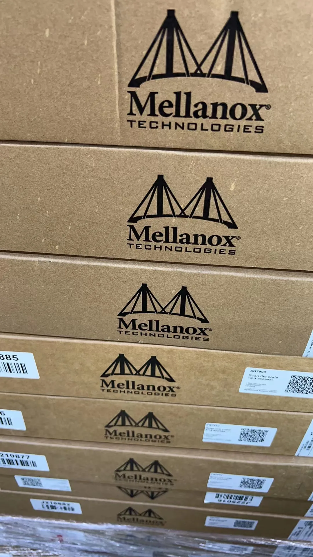 Mellanox MSB7890-ES2F - 36-Port Non-Blocking EDR 100gb/s Switch