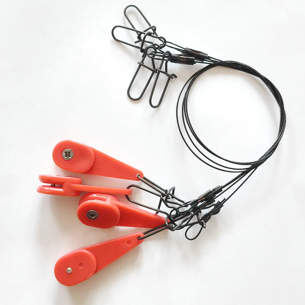Metal Quick Release Fishing Clips with Red Treble Hooks for Fishing