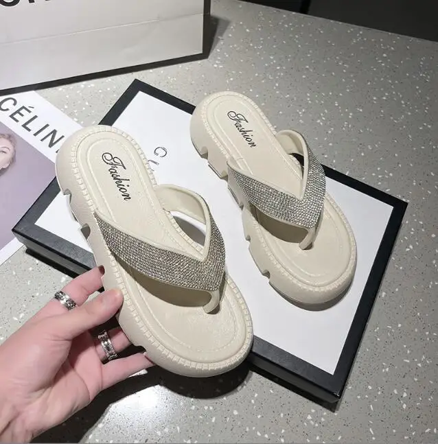 Womens Summer Diamond Flip Flops Sandals Casual Slip On Comfortable Ladies Flat Beach Thong