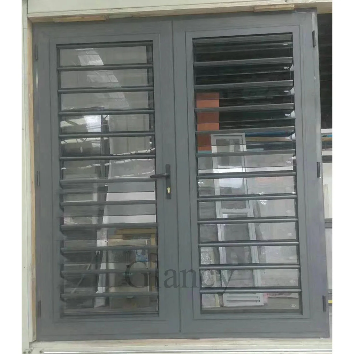 Philippines Design Aluminium Glass Louver Windows