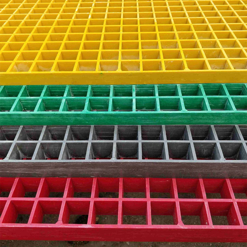 High Strength Molded FRP Gratings Smooth Grit Finish Fiberglass Grating ...