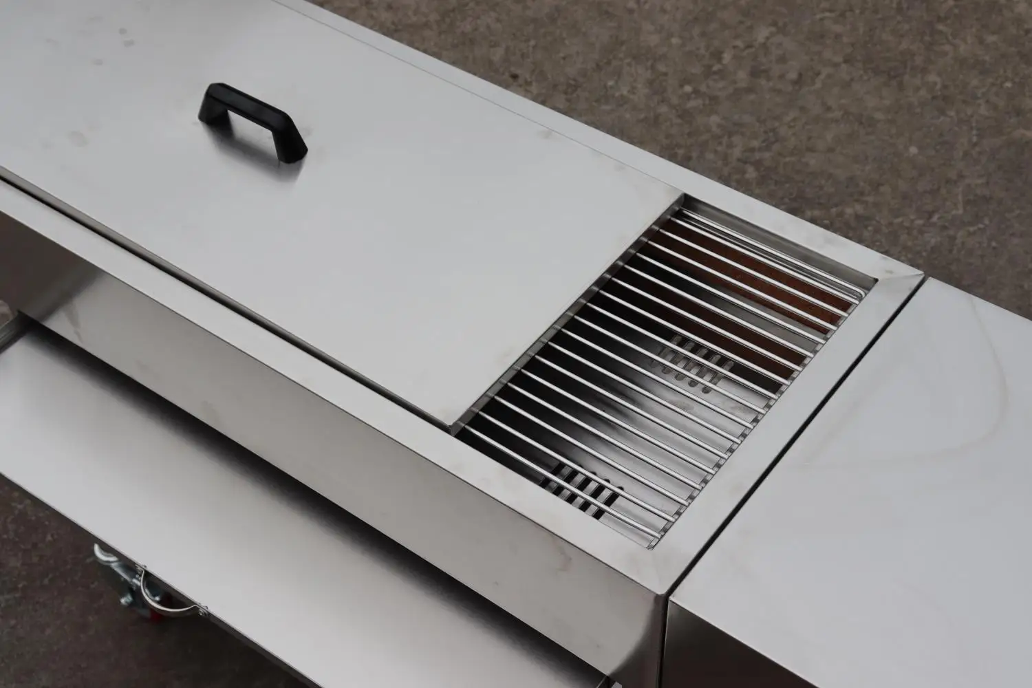 Party Easy Hand Operated Lift Freestanding Counter Top Charcoal Plancha ...