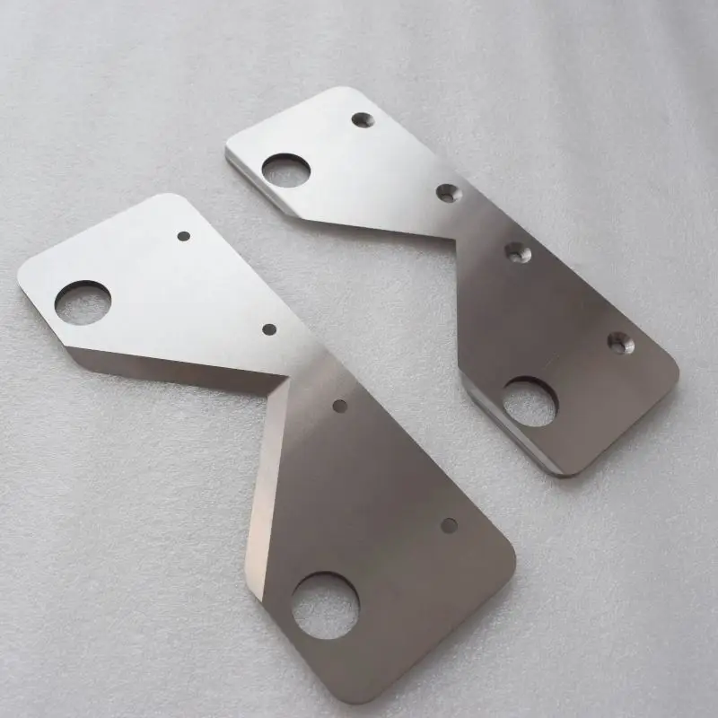 Xinli ODM Tungsten Carbide Iecho E51 Leather Cutting Machine