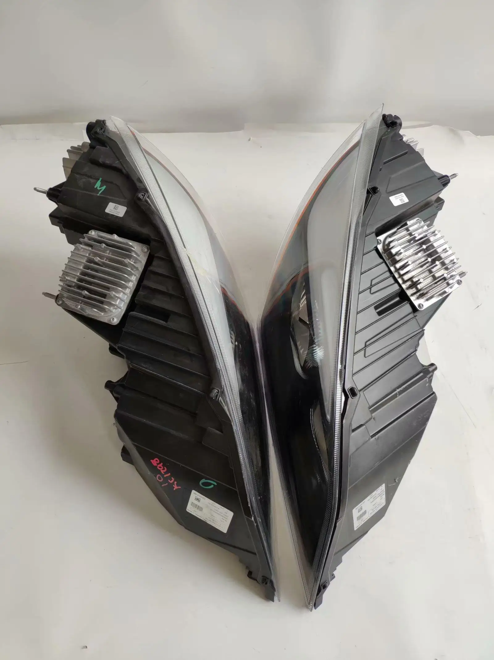 Truck Parts for FREIGHTLINER CASACADIA 2018 NEW Headlight Truck Body ...