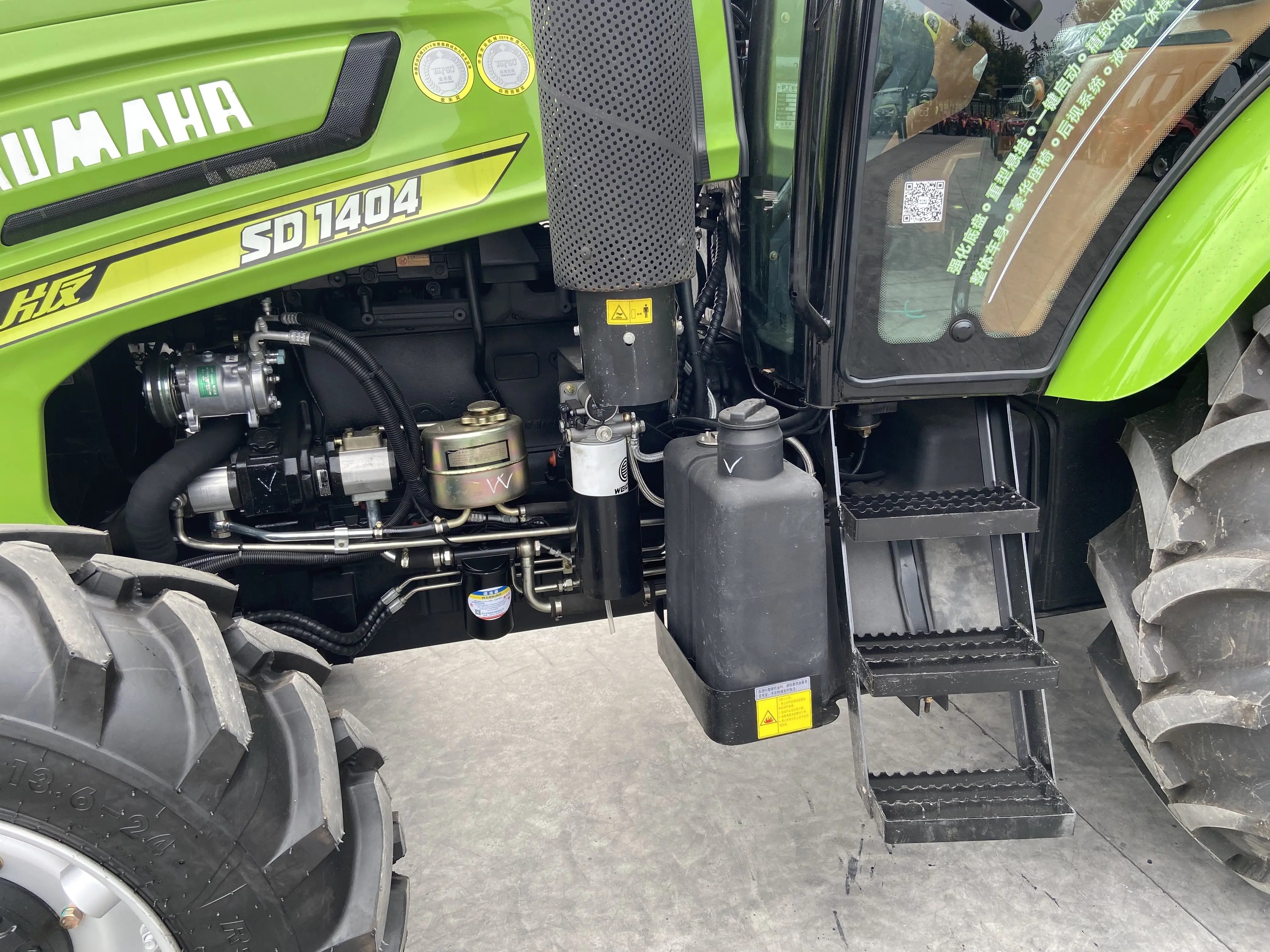 2021 Sinomada SD1404 Tractor - 140HP Farm Tractor with Spare Parts