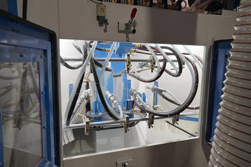 Large Turntable Intermittent Rotation Automatic Sand Blasting Machine ...