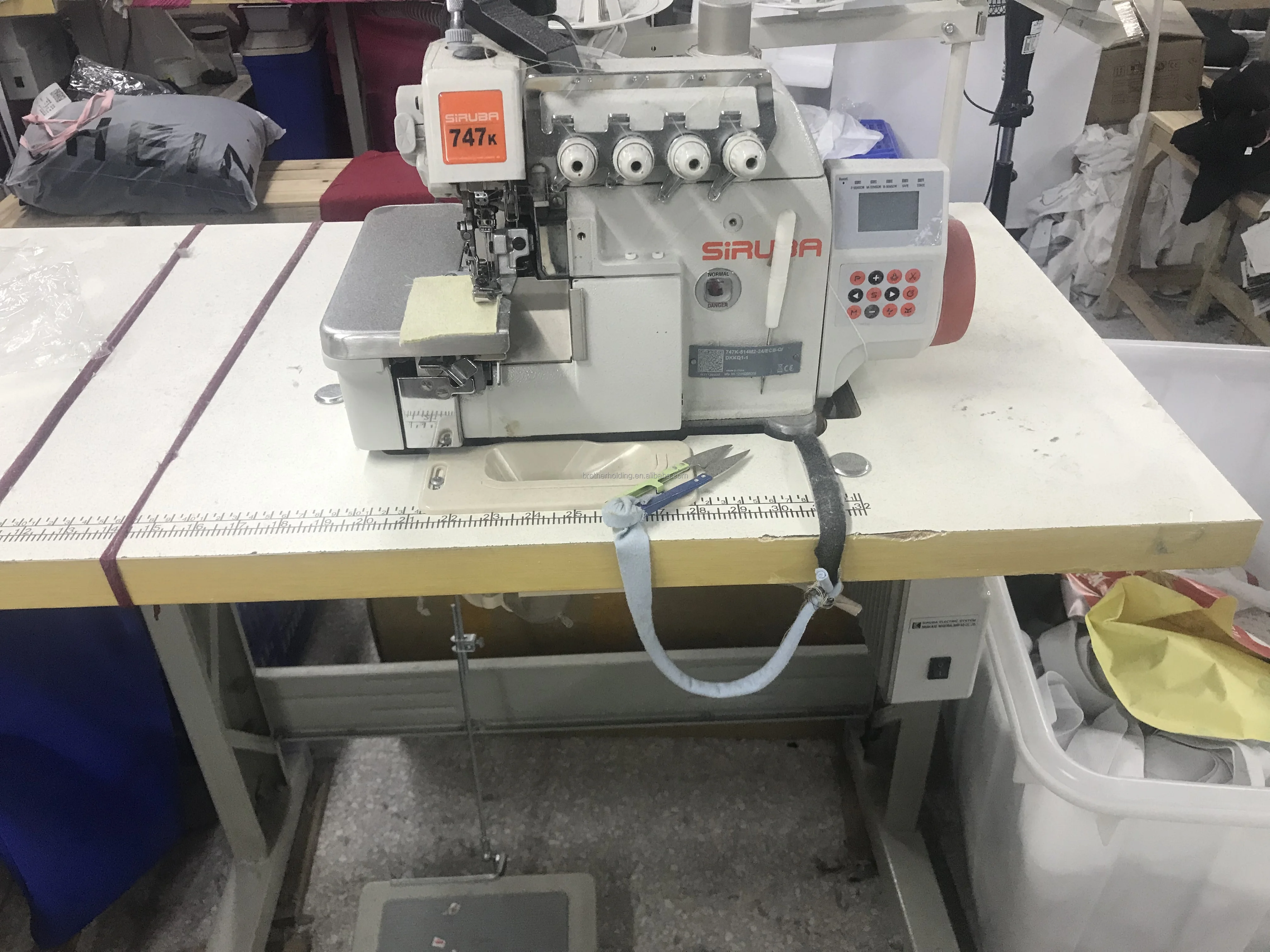 Siruba 747K Direct Drive Overlock Machine - High-Speed & Accurate