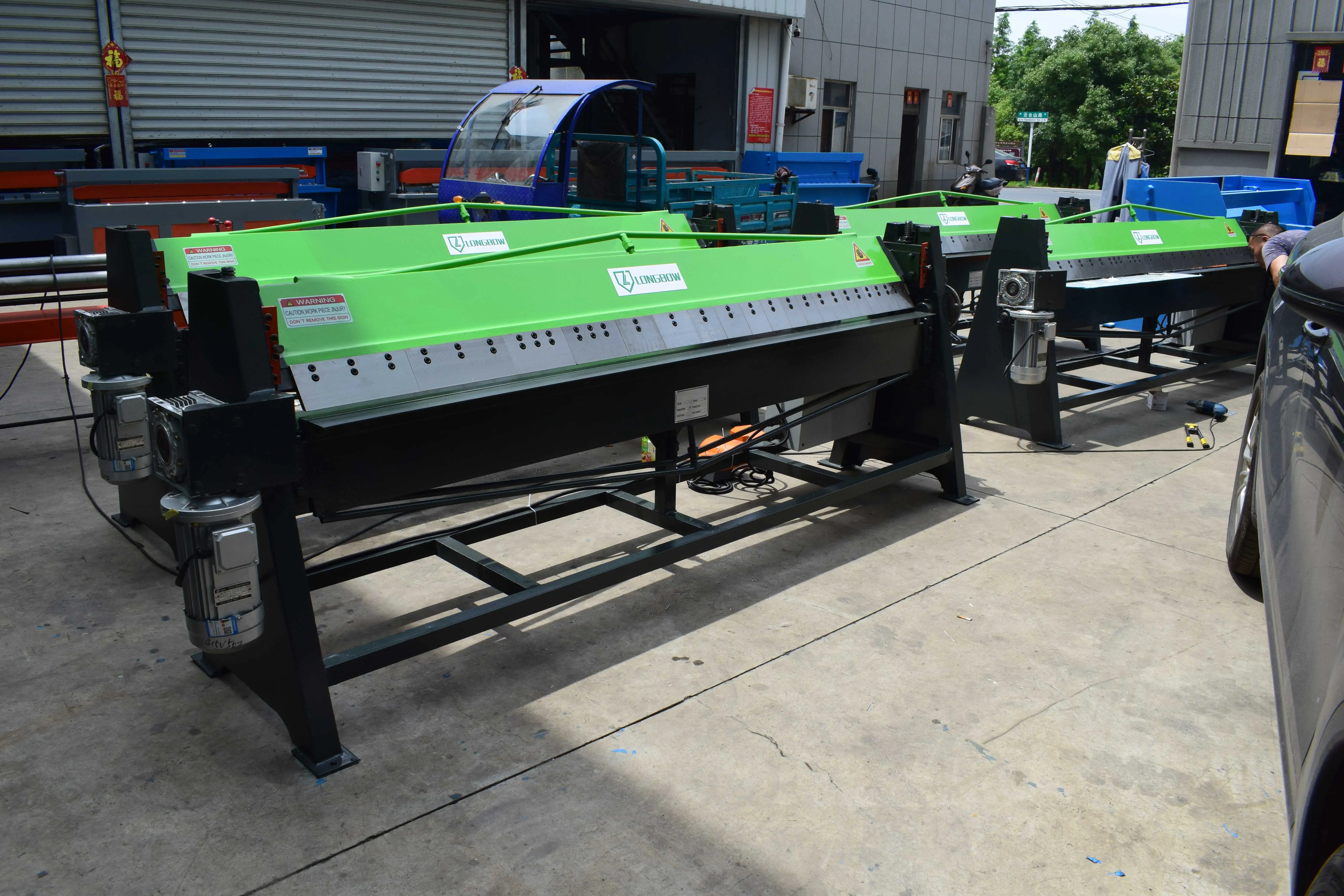 High Safety Level Electric Sheet Metal Bending Machine