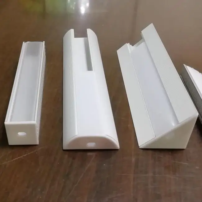 Polycarbonate PC Plastic Extrusion LED Lighting Strip Led Diffuser Cover