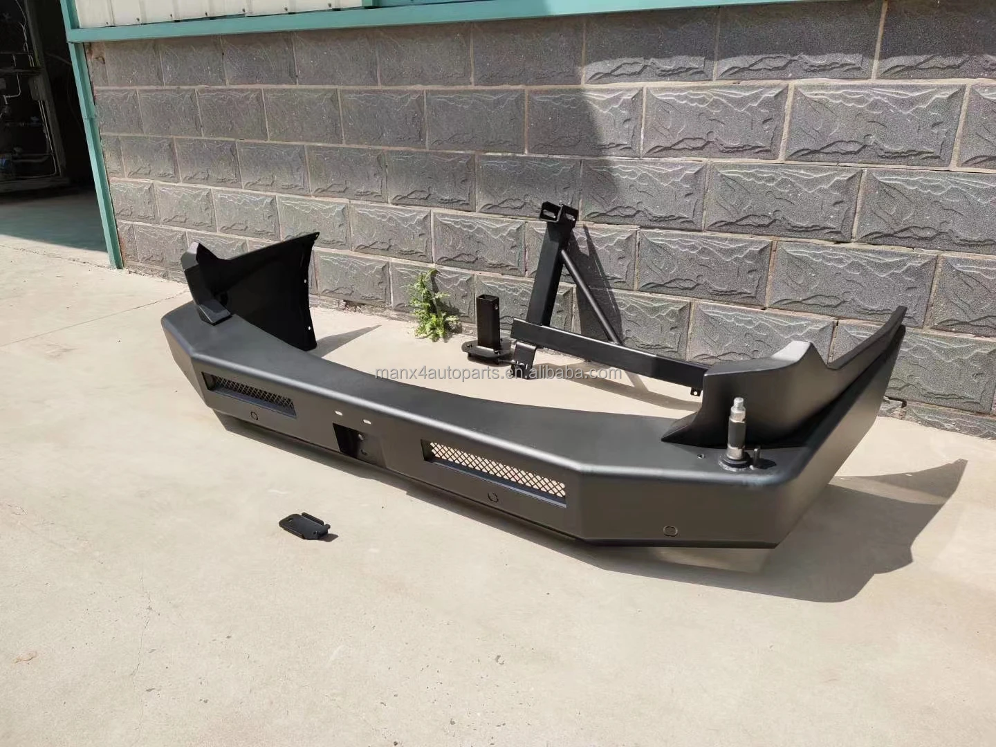 Manx4 Steel 4x4 Rear Bumper for Nissan Patrol Y62 Armada