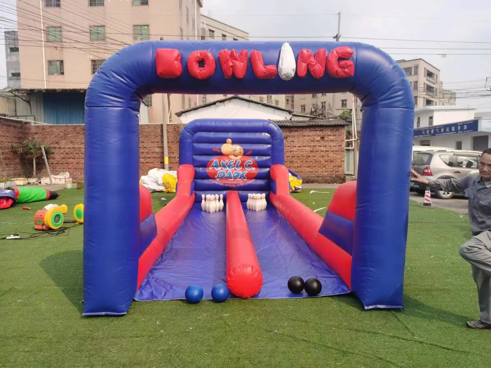 2023 Hot Sale Sport Game - Double Lane Inflatable Bowling