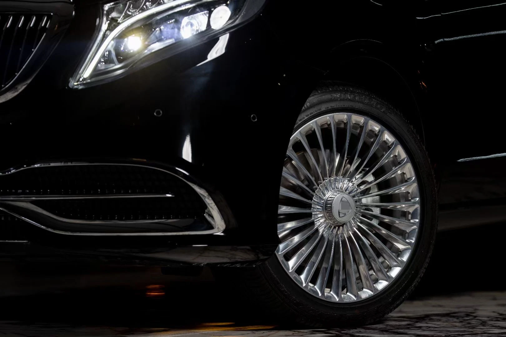 Customize 18-22 Inch Maybach AMG Brabas Style Forged Alloy Wheel Rims ...