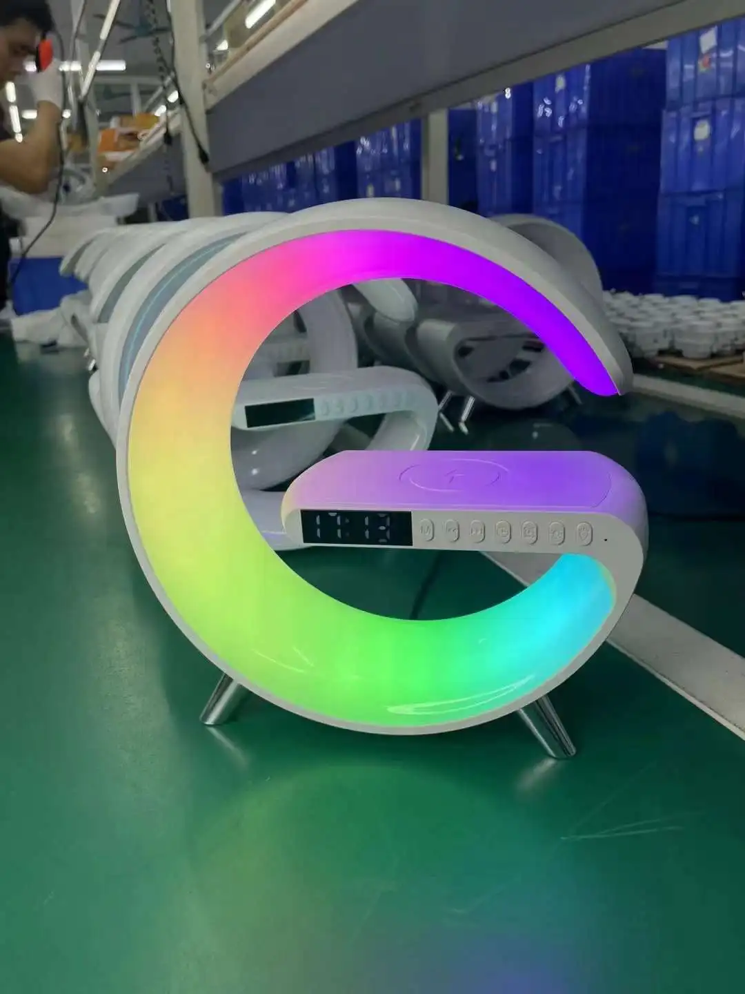 New Design 5 In 1 Portable G-shaped 15w Wireless Charger With Alarm ...