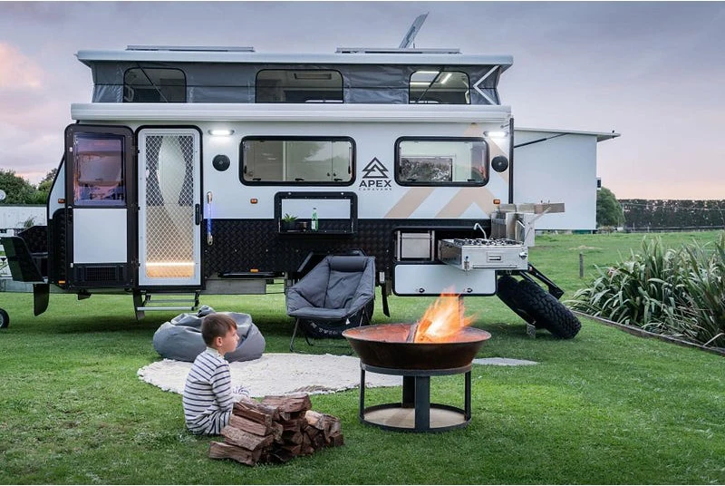 MJC Motorhome - Luxury Travel Trailer with Gas Bottle Holder