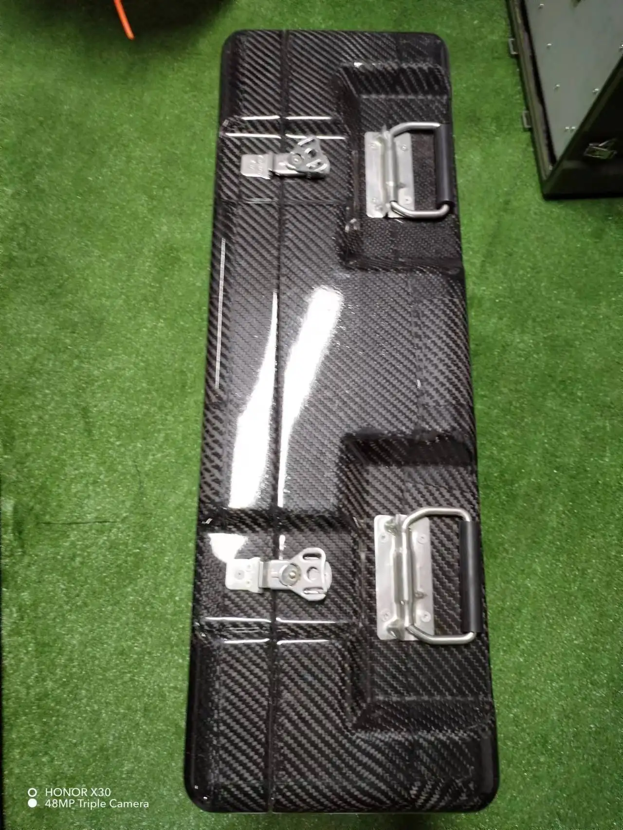 Custom High Quality Carbon Fiber Case - Durable & Lightweight