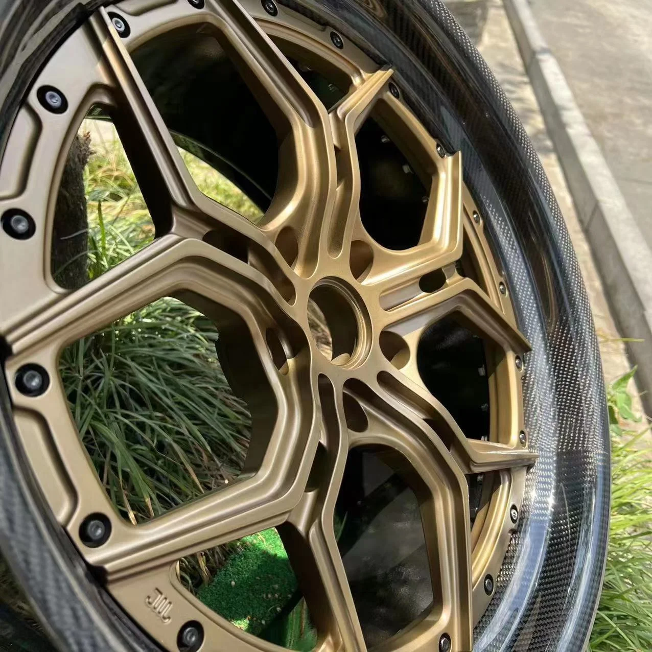 Custom 19 20 21 22 Inch 2-piece Forged Wheels With Carbon Fiber For ...