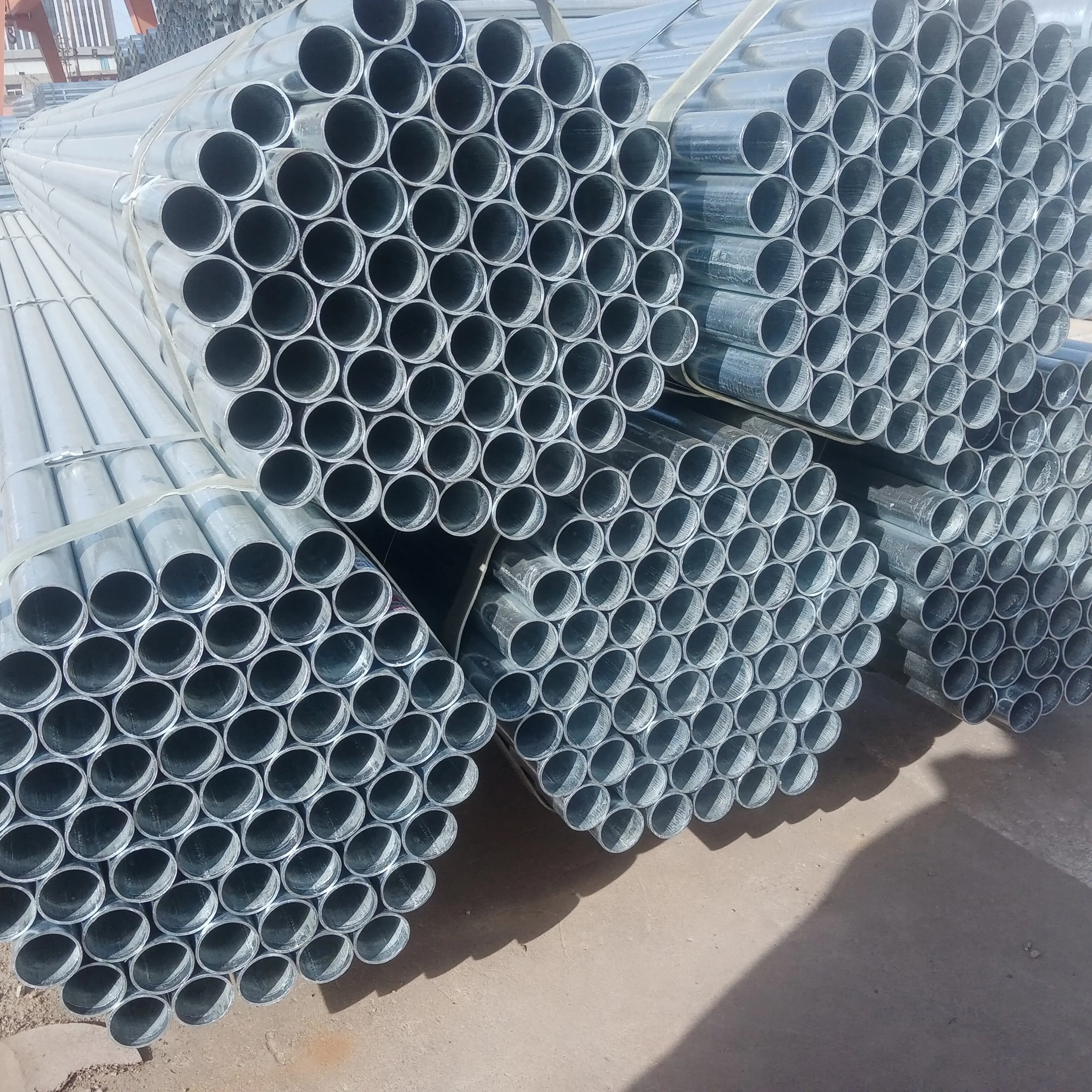 Tube4 In China 3 Inch Hot Dipped Galvanized Round Steel Pipe 4 Inch ...
