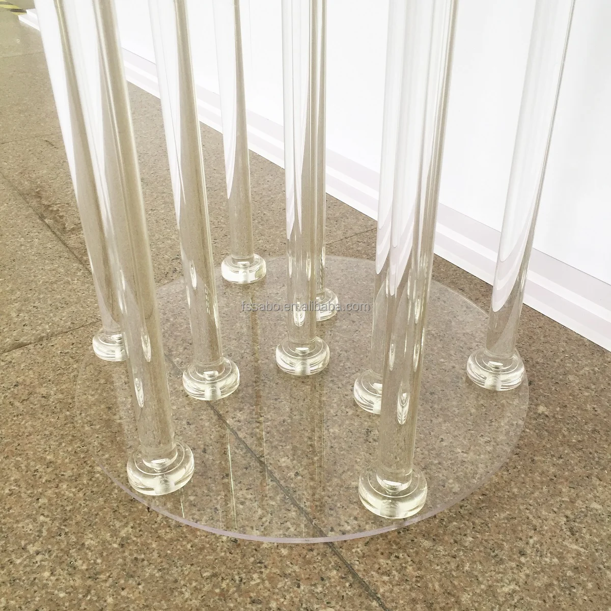 Acrylic Transparent Round Table - Perfect for Dining & Weddings