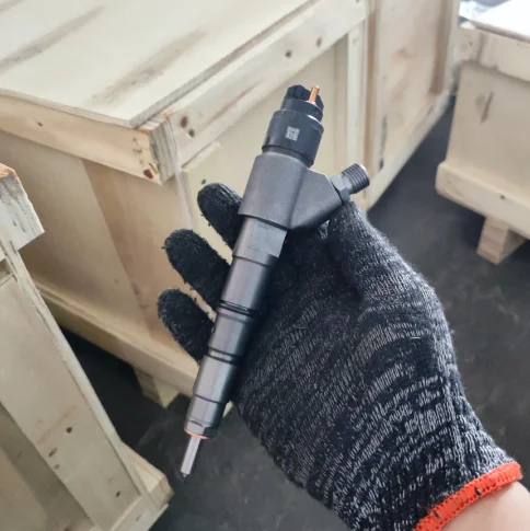 库存新GEVO V12发动机单元泵323X1003-1 F00BL0J050 84C603708G2博世喷油器| Alibaba.com