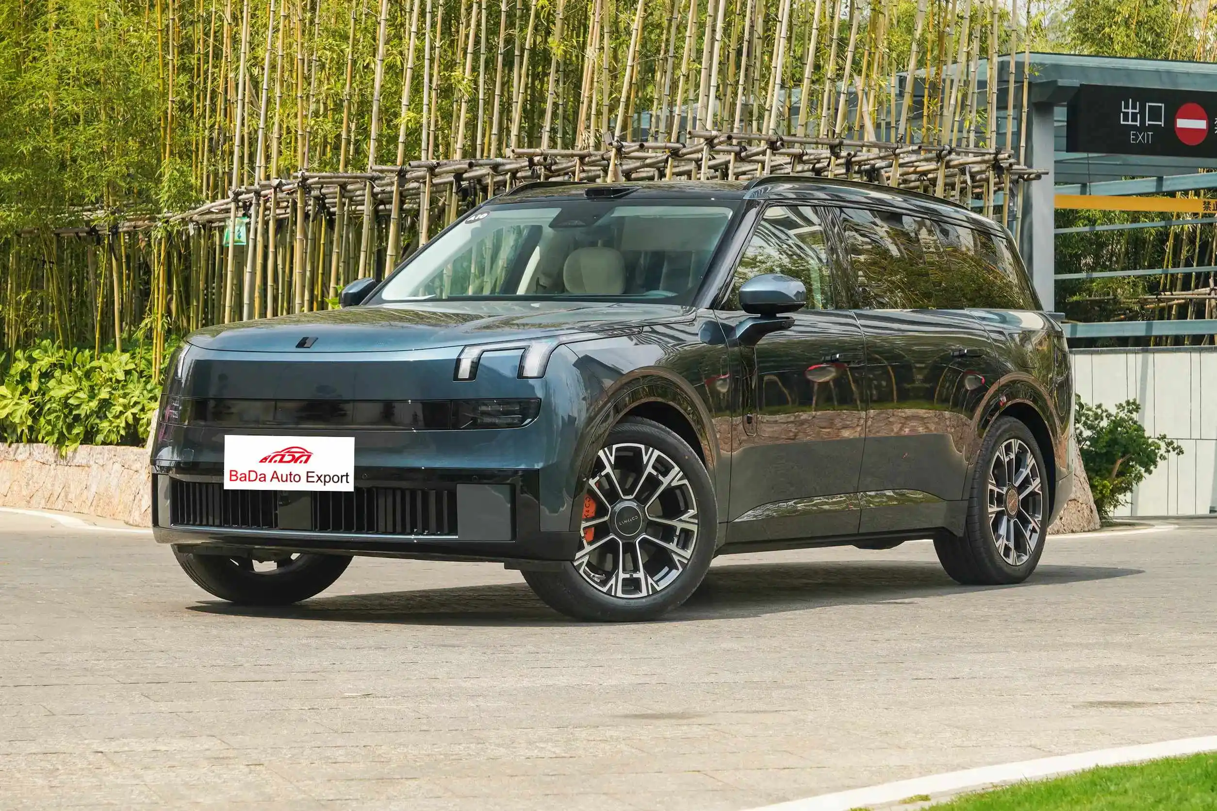 Llink &Amp Co 900 UAE 2025 Lynk & Co 900 Plug-in Hybrid Lync Large Size ...