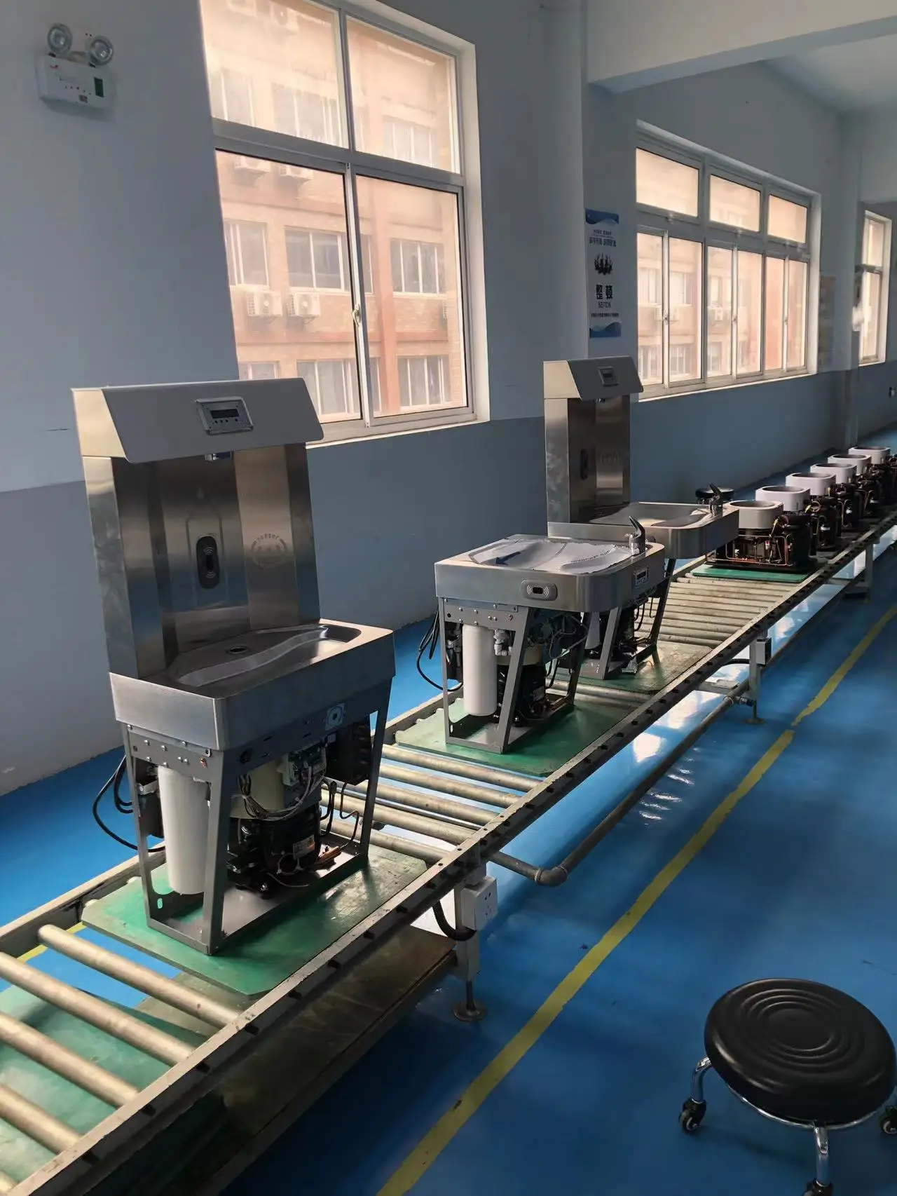 304 Stainless Steel Wall Mounted Bottle Filling Station