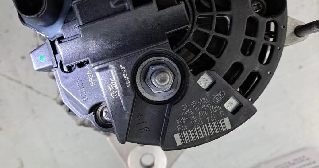 Alternator Seg Asli 22117421 0124555129 Untuk Generator 1643 Twd Volvo ...