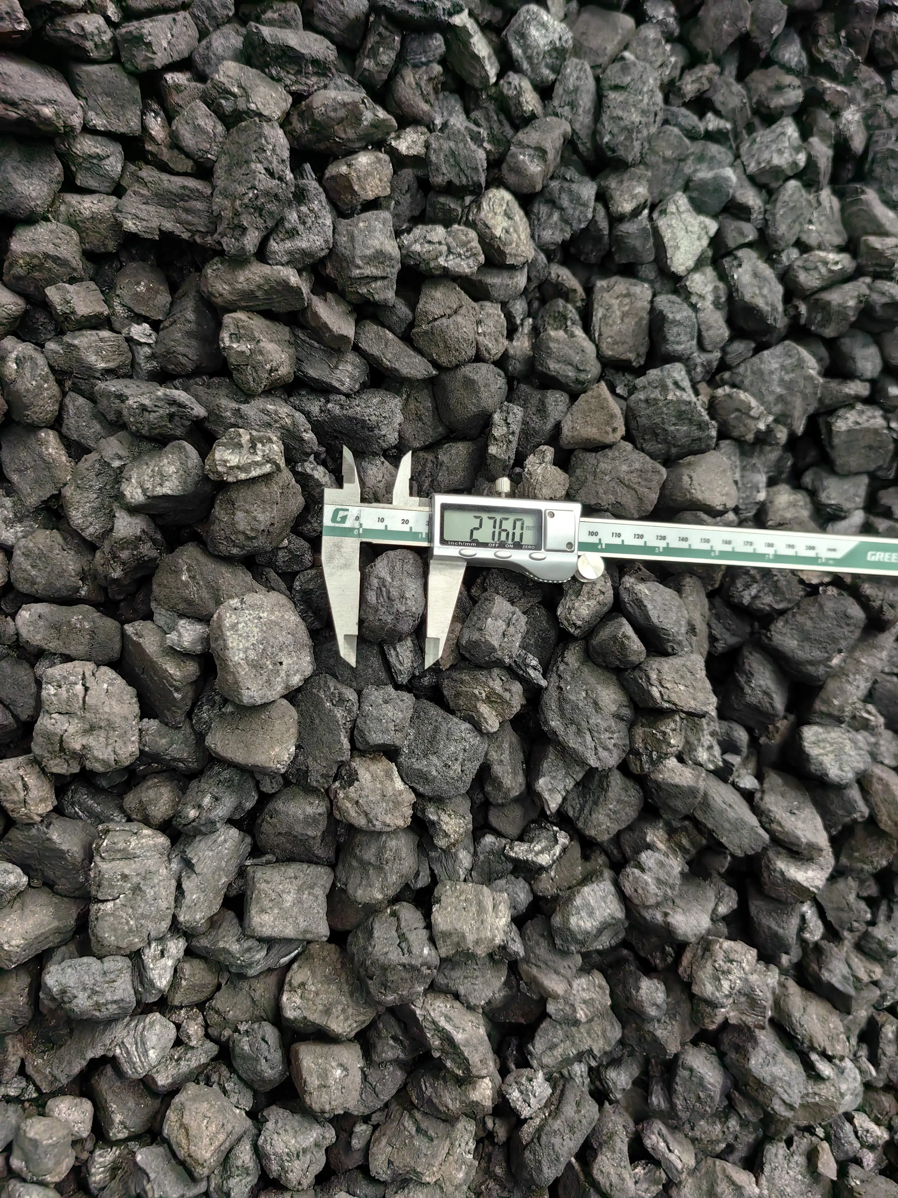 Semi Coke - Buy Semi-coke For Ferroalloy Factory,Lam Coke,Gangda Coke ...