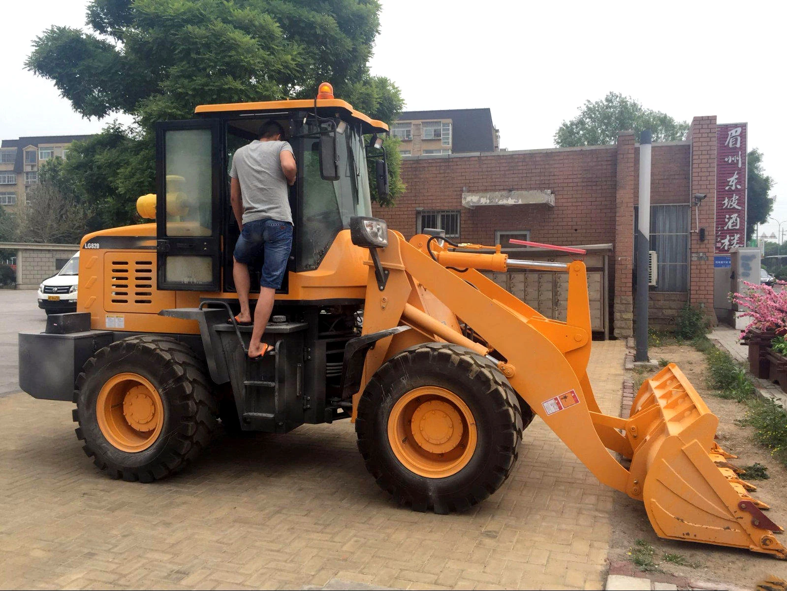 HELI Loaders 2ton Small Diesel Wheel Loader HL920 - High Efficiency