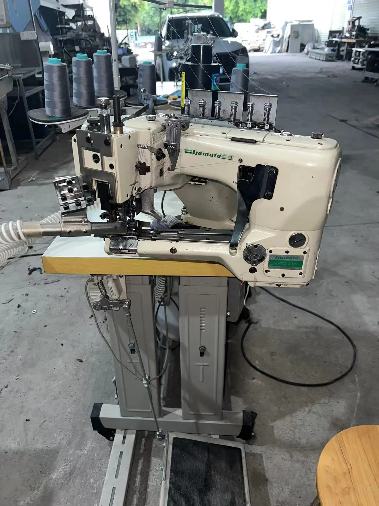 Japan Made Yamato Fd 62g Flat Seamer Cylinder Industrial 4 Needles 6 Threads In Used Condition ...