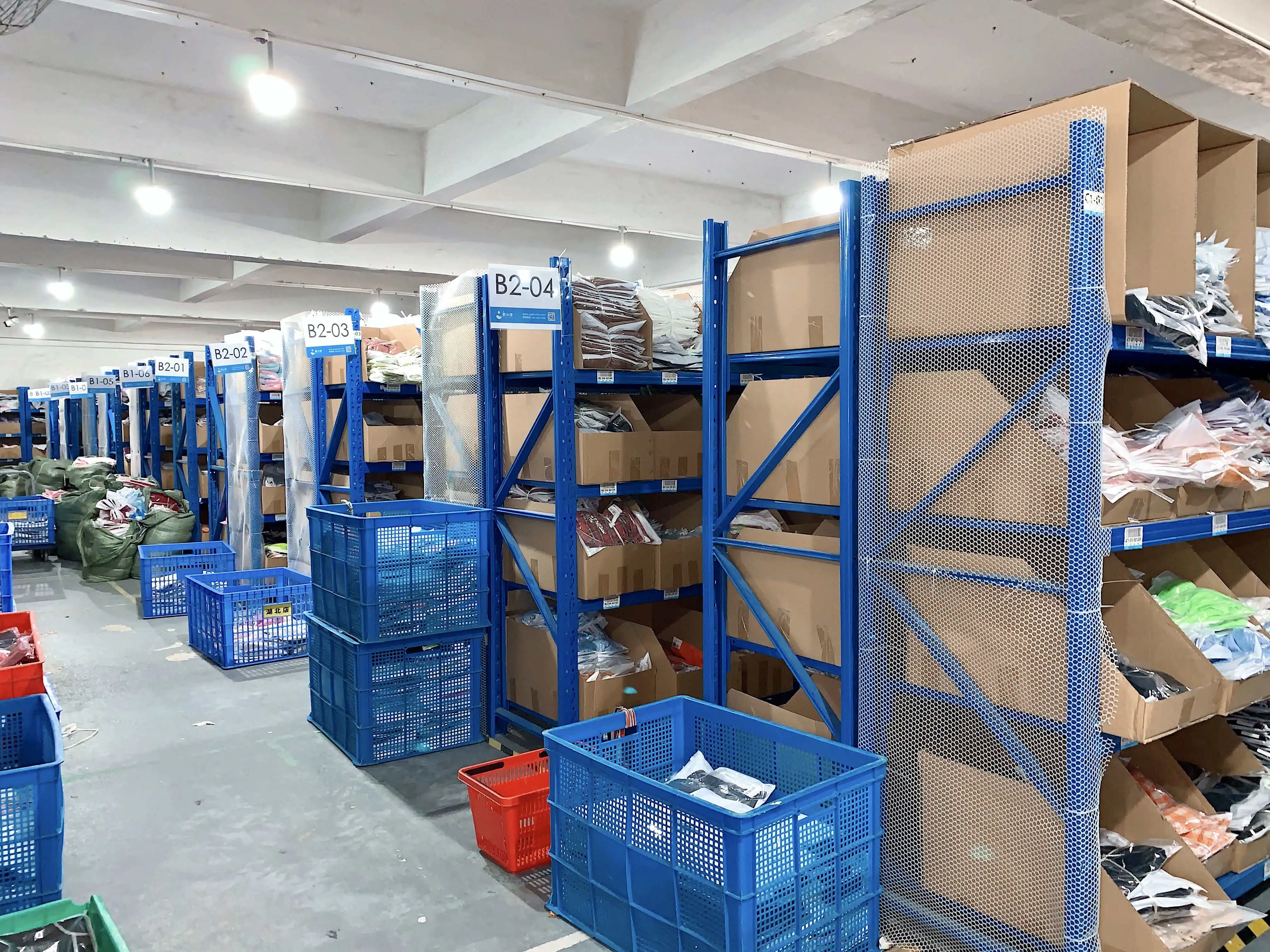 Xinyi Oversized Custom Logo Streetwear Men Tracksuit Outerwear Hoodie ...