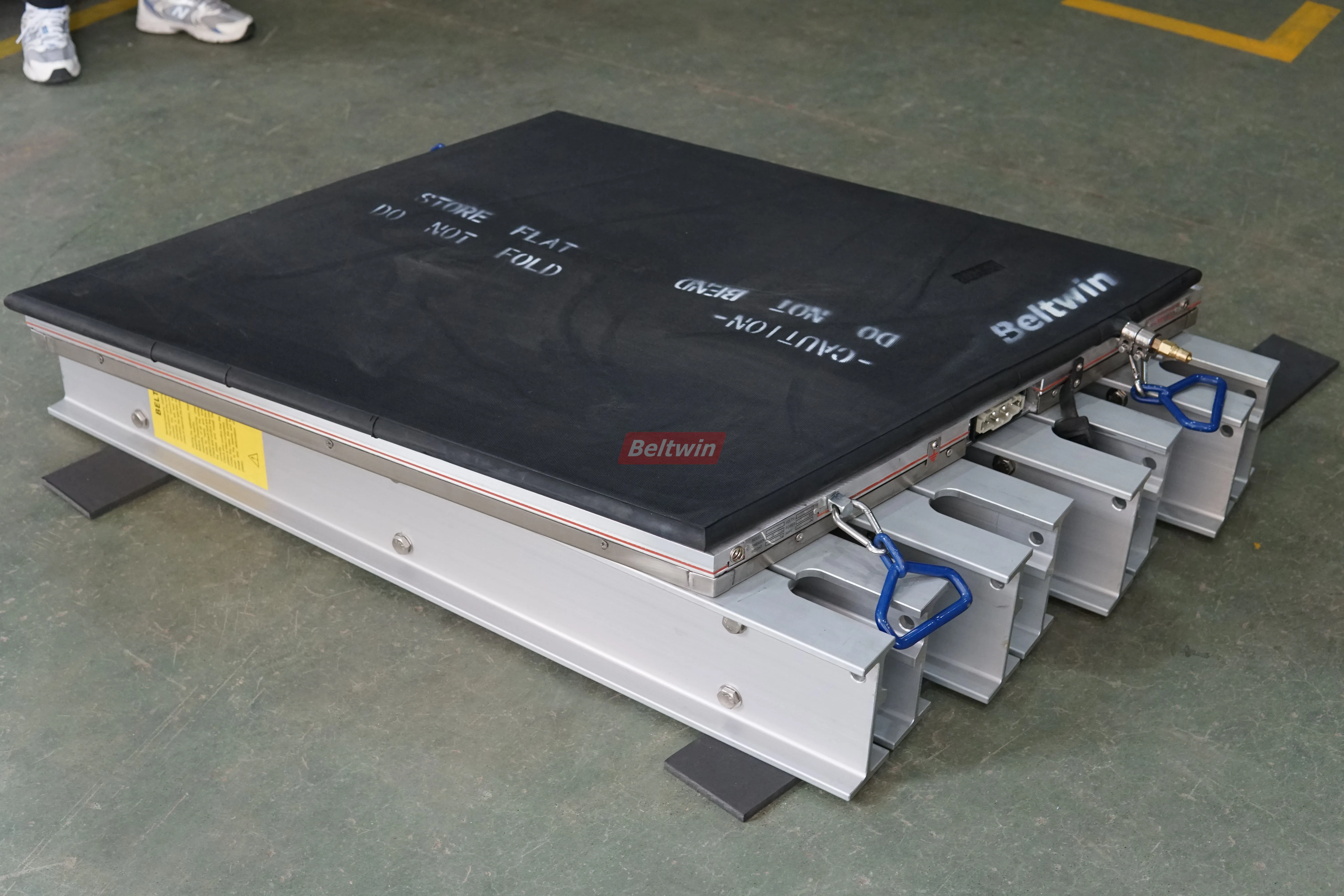 Beltwin Rubber Belt Vulcanizing Machine Water Cooling Almex Vulcanizer ...