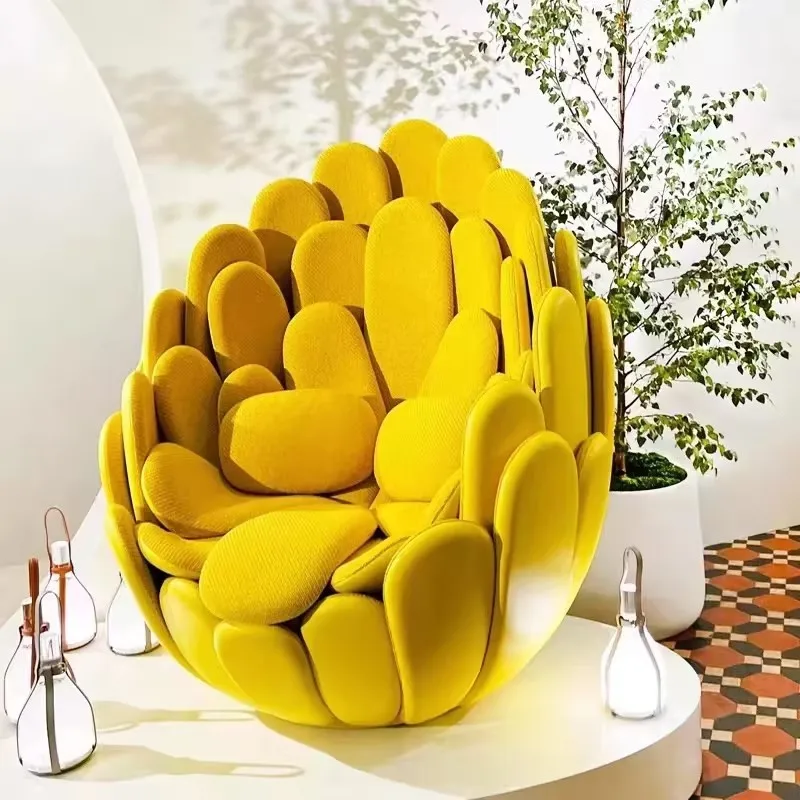 Modern Luxury Tufted Velvet Armchair High-Back Petal sculpt Creative ...