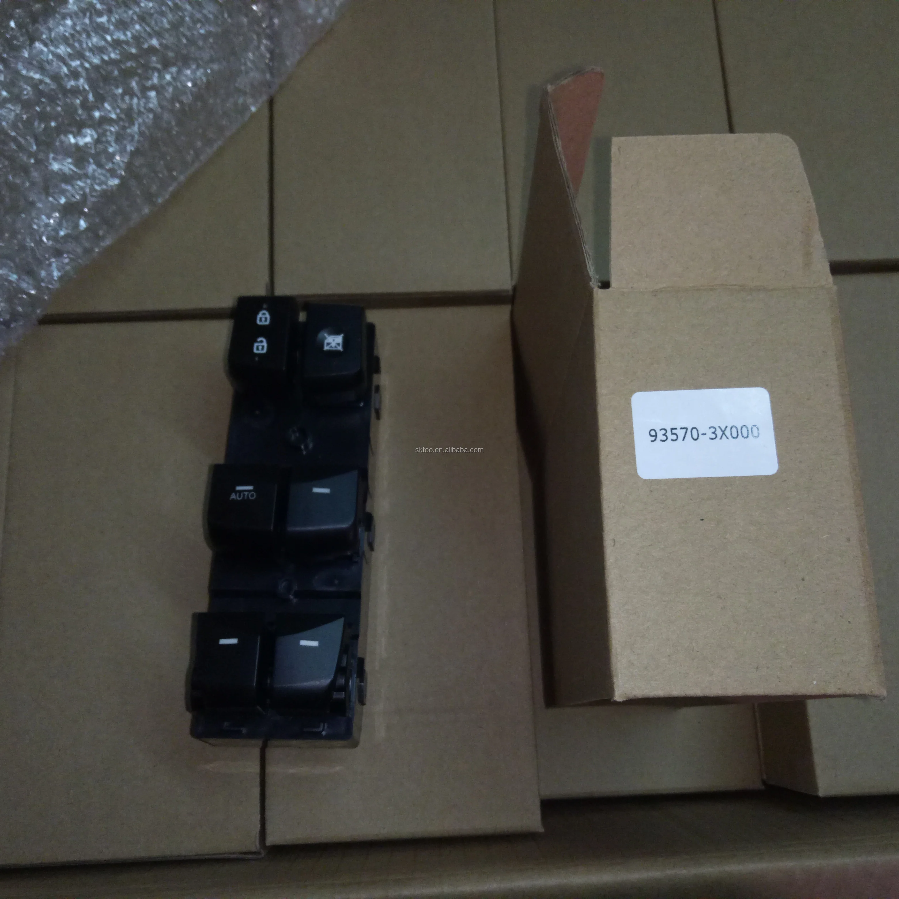 93570-3x000 2011-2013 现代 Elantra 的新主折叠开关 - Buy 窗户开关，电动窗开关，窗户开关 Product ...