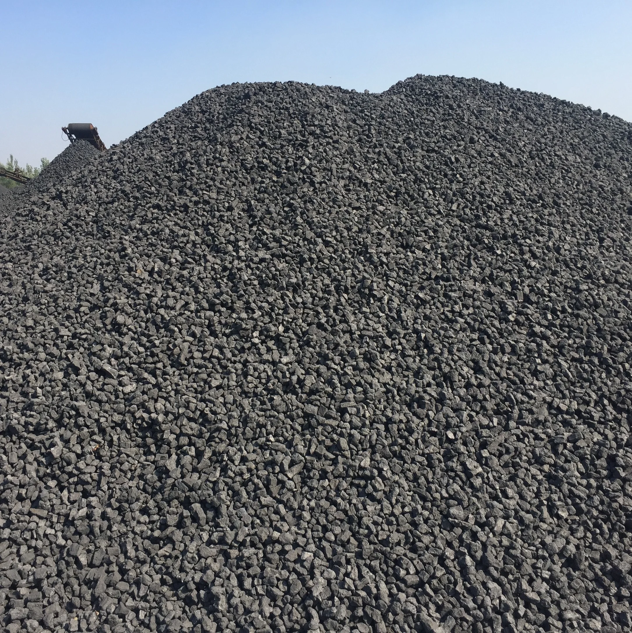 metallurgical coke/met coke/nut coke size 10-25mm,20-40mm,25-80mm Low ...