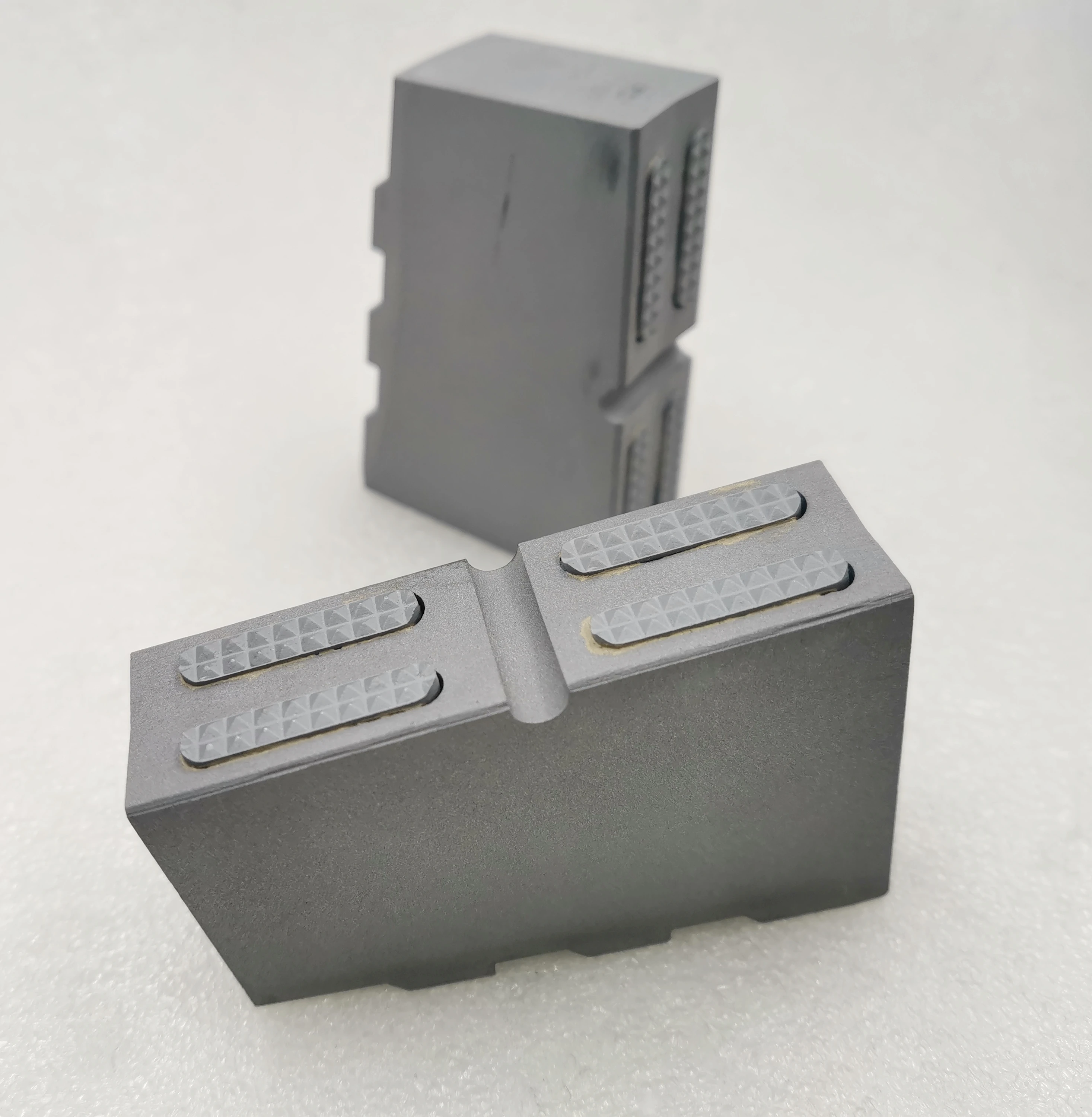 Chuck Jaw Diamonds Tungsten Carbide Gripper Inserts - Buy Jaw Diamond ...