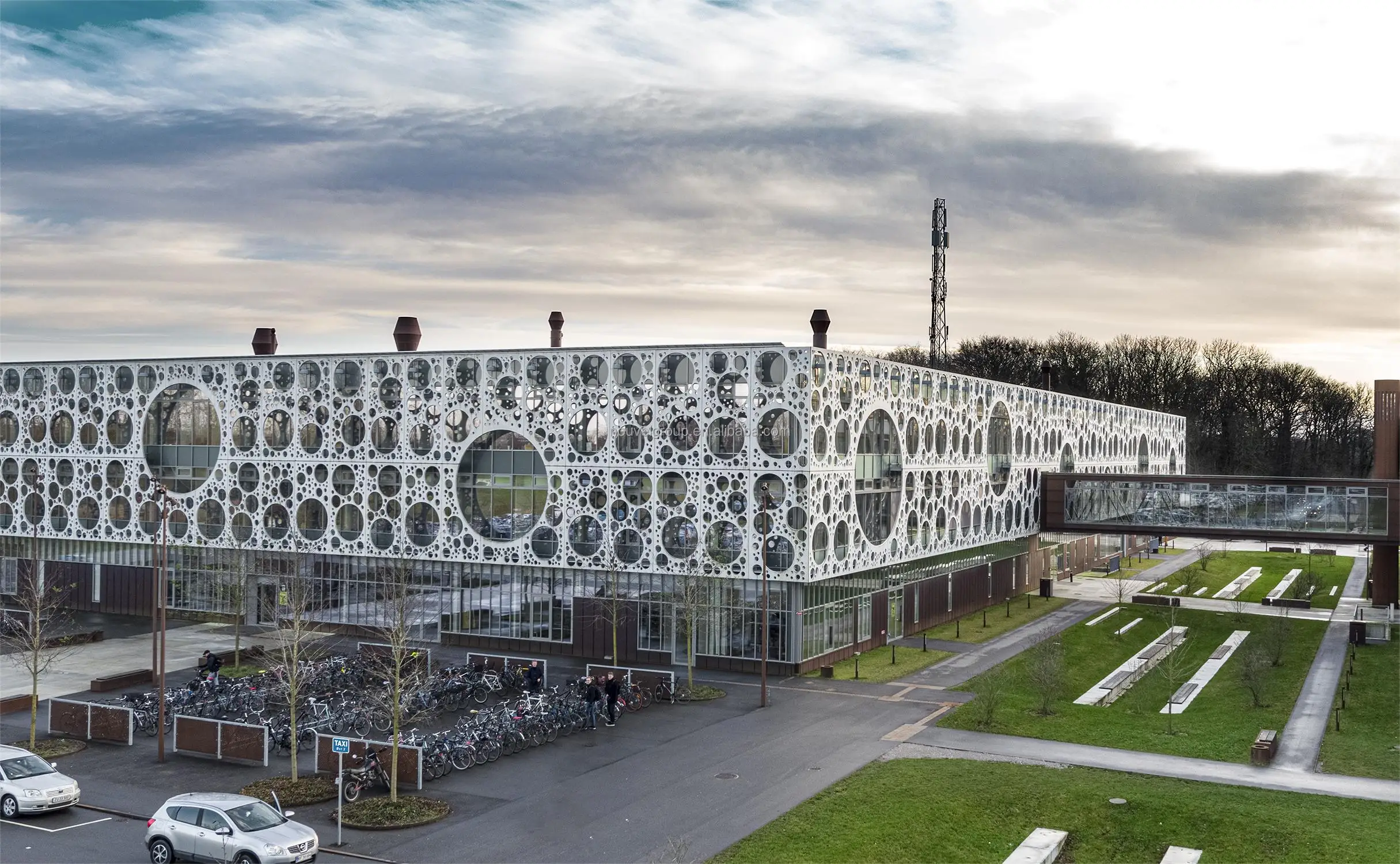 Architectural Design Metal Carved Undercut Screen Aluminum Building ...