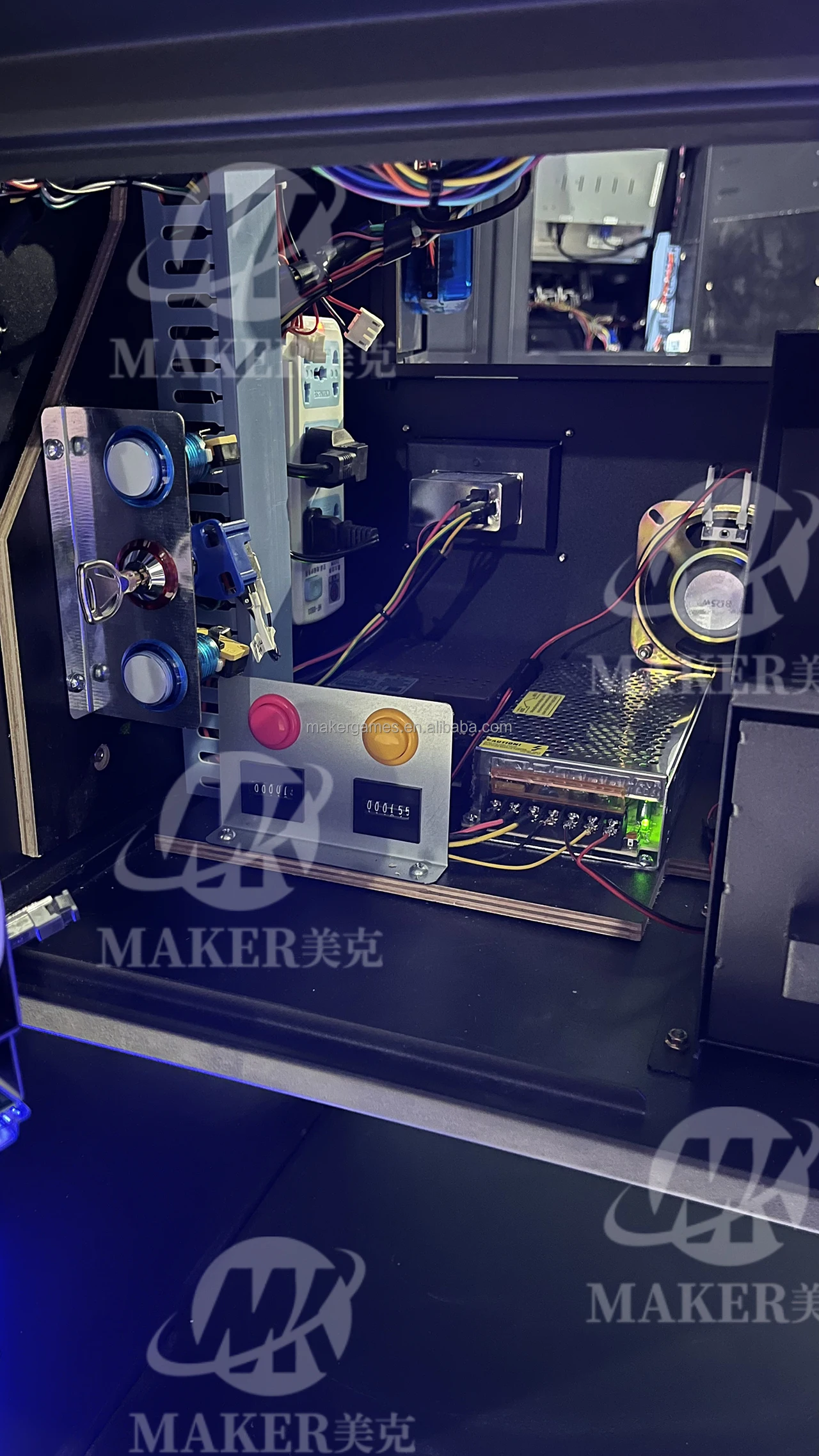 Shop High Quality 19 Inch Metal Amusement Skill Game Cabinet